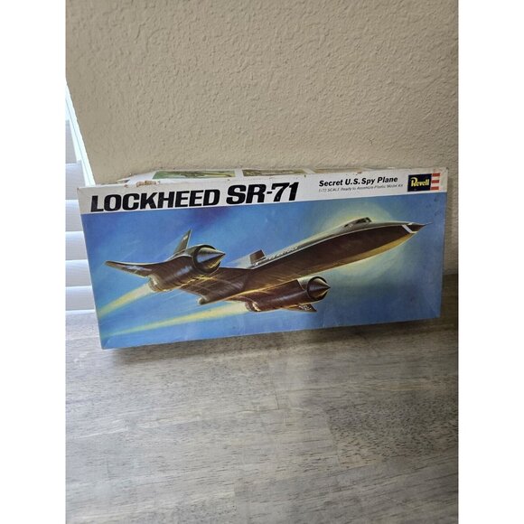 Revell | Other | Vintage 969 Revel Model Lockheed Sr71 Secret Us Spy ...
